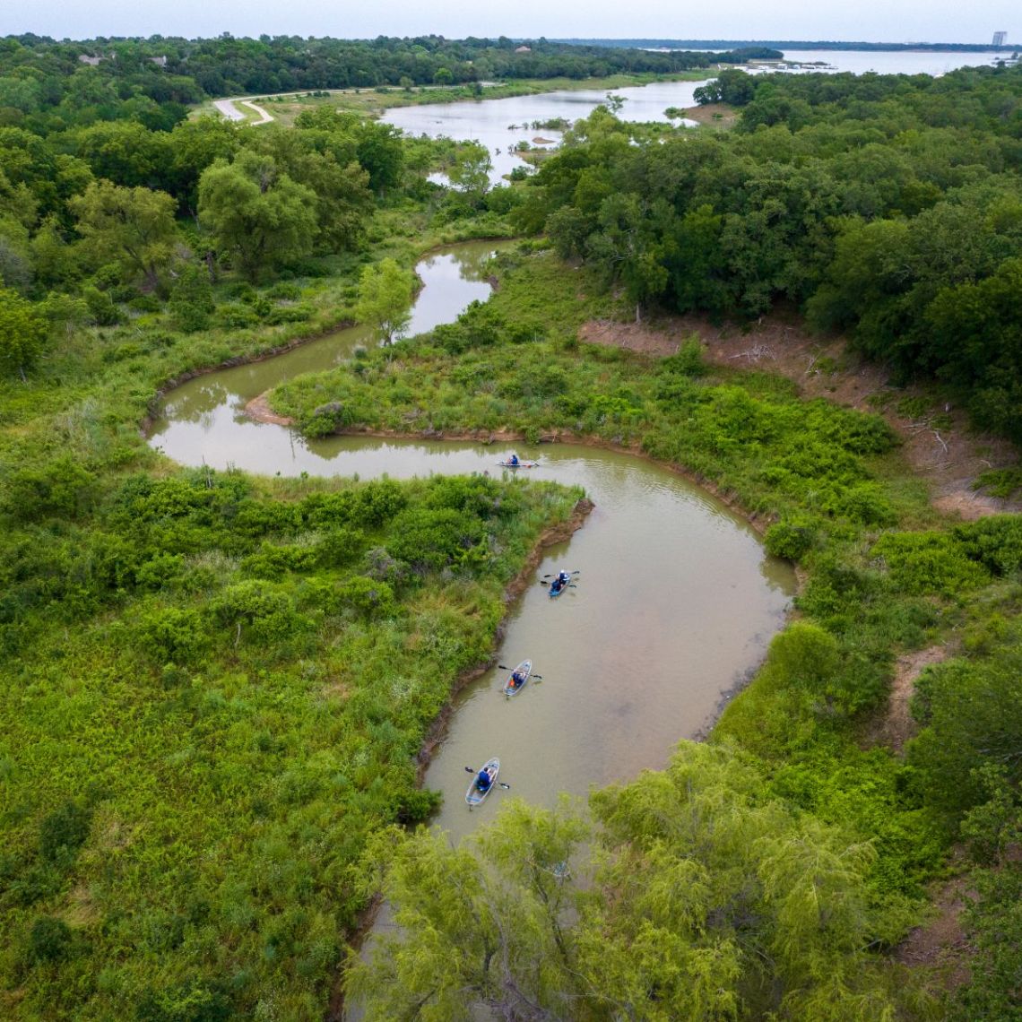 Grapevine, TX Guided Clear Kayak Tours | Get Up and Go Kayaking